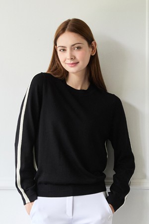 Wool 라운드 배색 풀오버 BK_NITINA