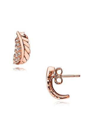 [판도라 PANDORA] 282574C01 플로팅 커브드 페더 로즈 귀걸이_PANDORA - 코오롱몰