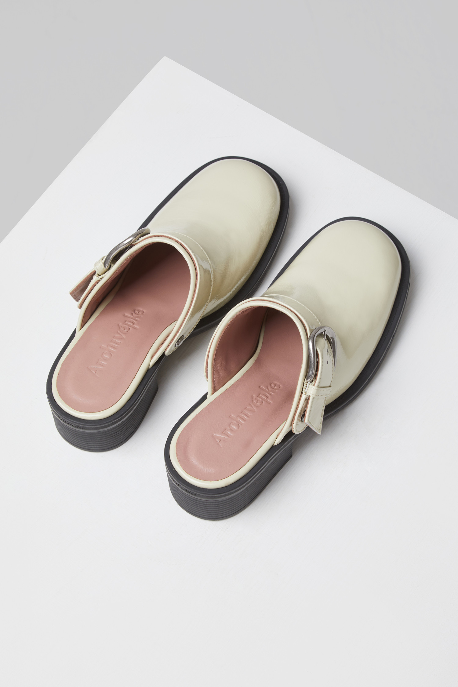 Preppy mule(Glow sand beach)_Archivépke