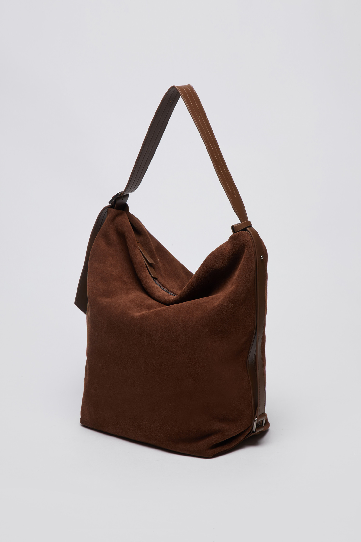 Pouring bag(Suede brown)_Archivépke
