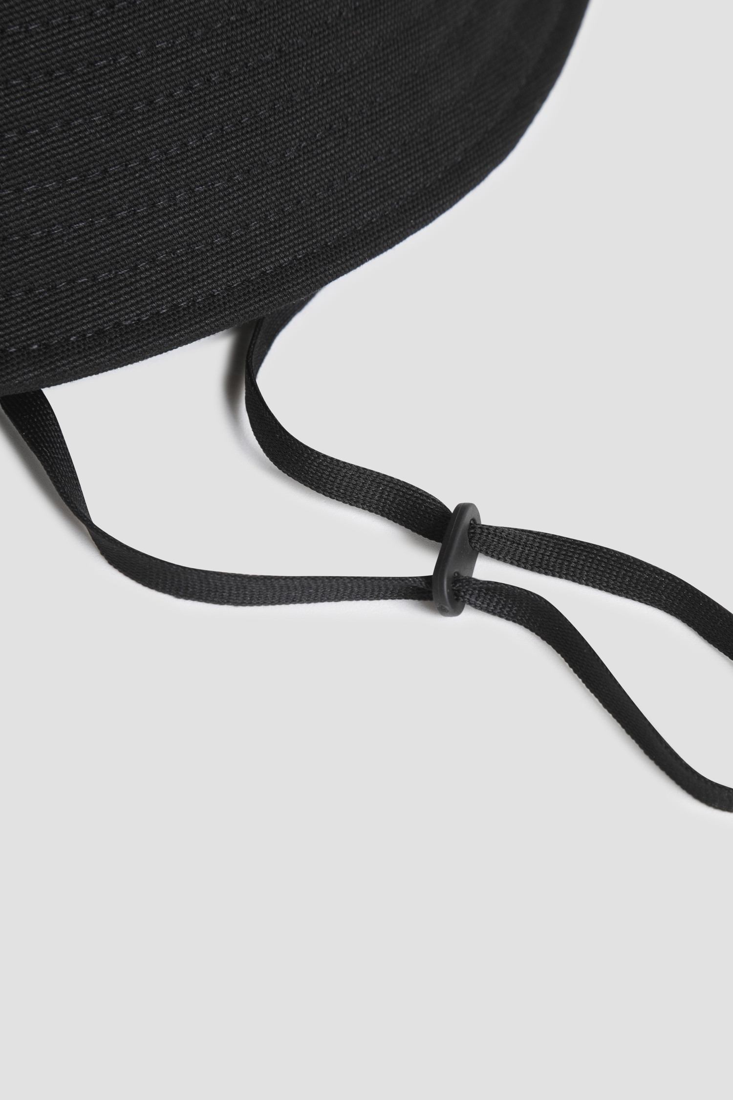 지포어 | BEARBRICK HAT