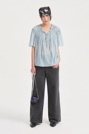 [LUCKY CHOUETTE] String Shirring Half Sleeve Blouse (blue)