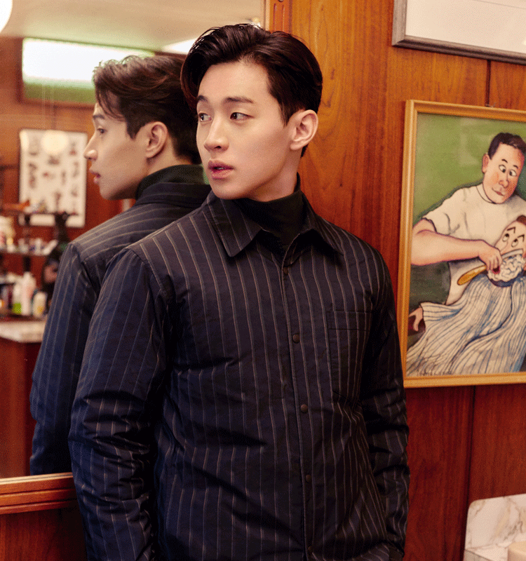 [Mellow TV] HENRY AT A BARBER SHOP